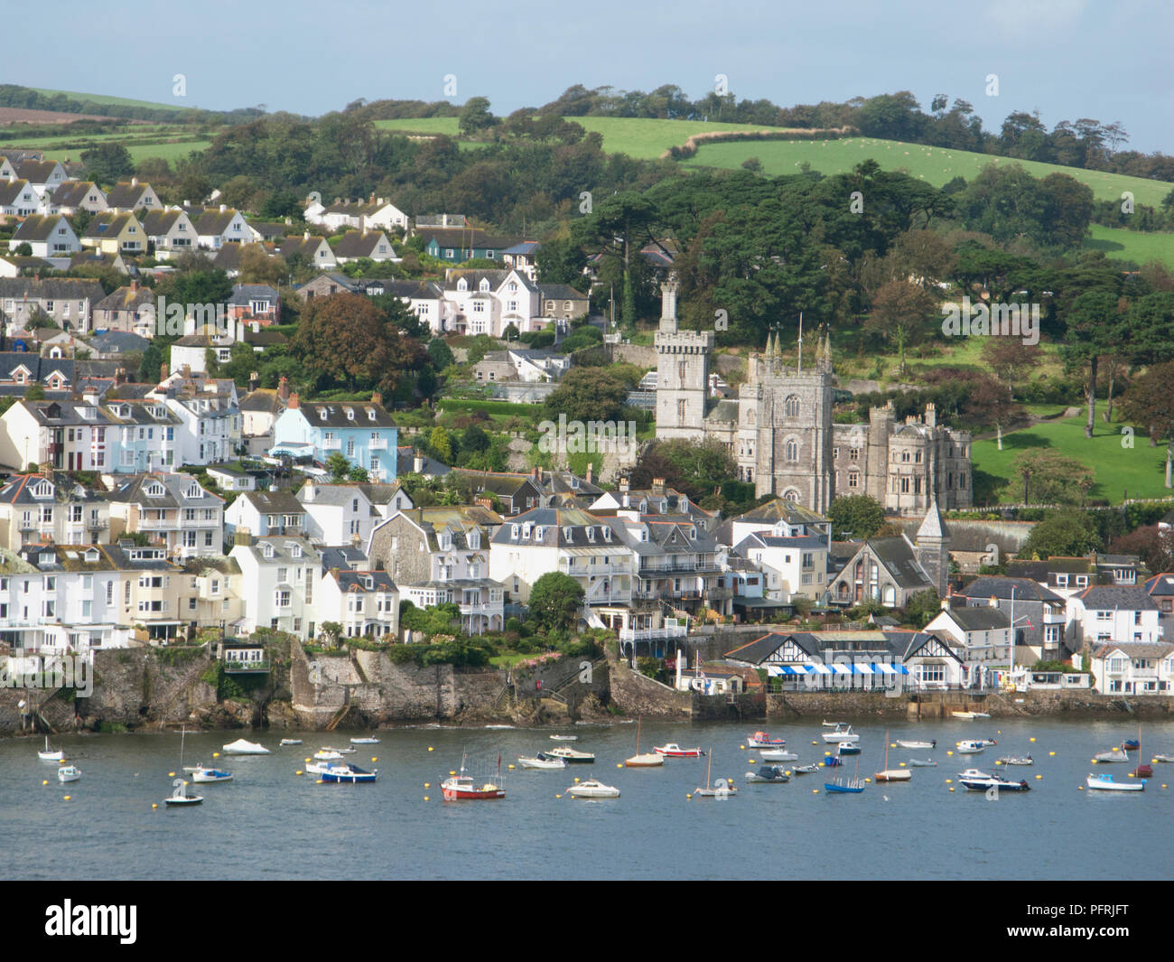 Fowey seafront hi-res stock photography and images - Alamy