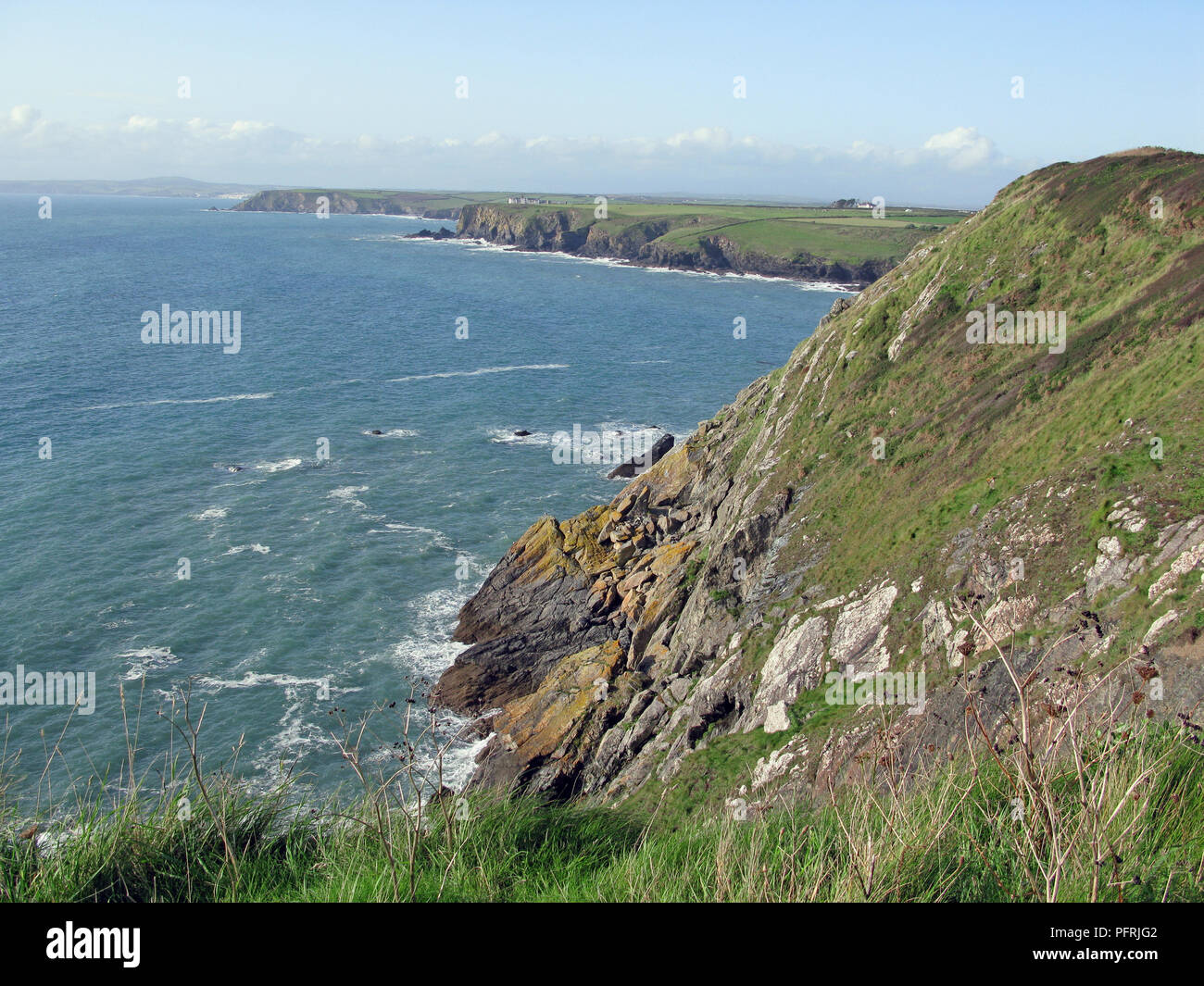 Great Britain, England, Cornwall, Lizard Peninsula, coastline near ...