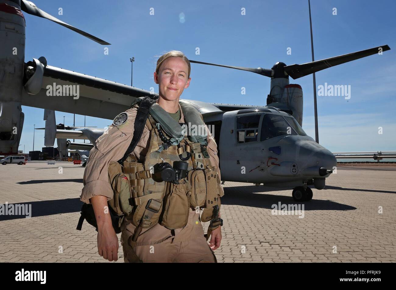 MV-22 Pilot and the Aviation Combat Element Future Operations Officer ...
