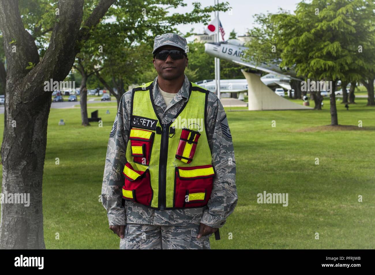 U.S. Air Force Master Sgt. Keith Wright, the 35th Fighter Wing flight ...