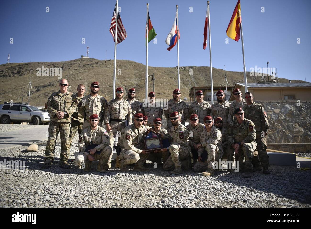 Commando special operations advisory group hi-res stock photography and ...