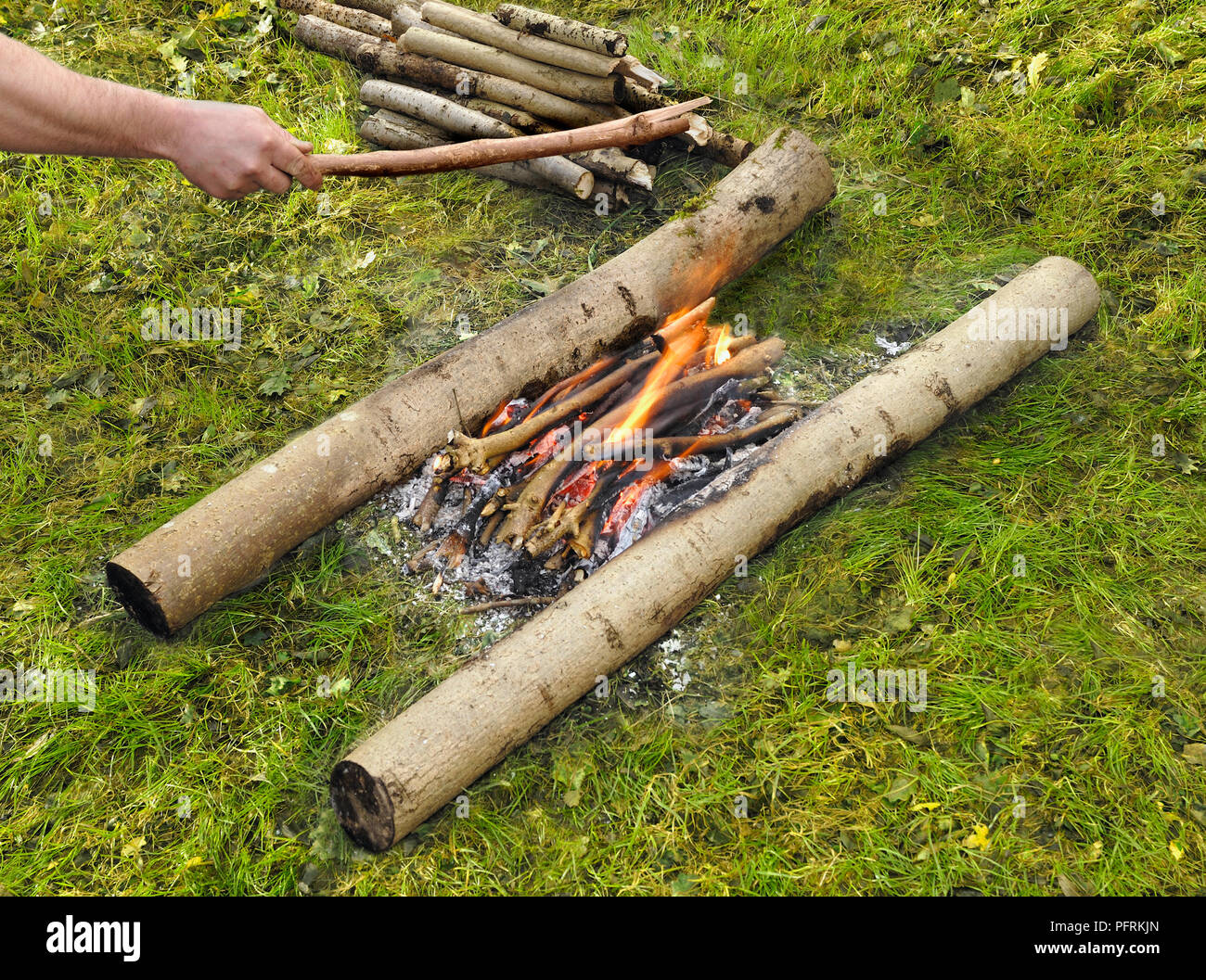 Fire flames in hand hi-res stock photography and images - Alamy