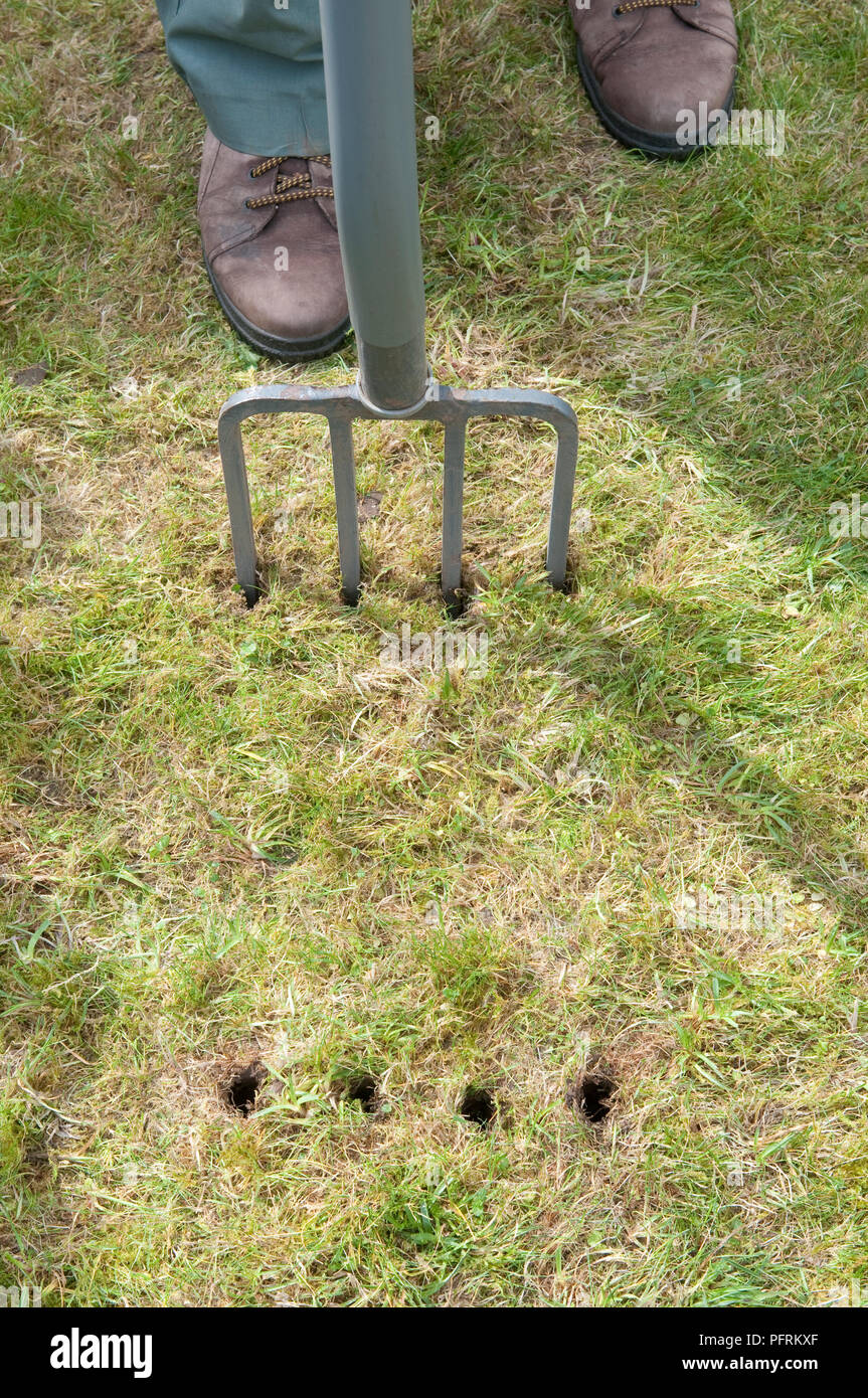 Lawn care fork hi-res stock photography and images - Alamy