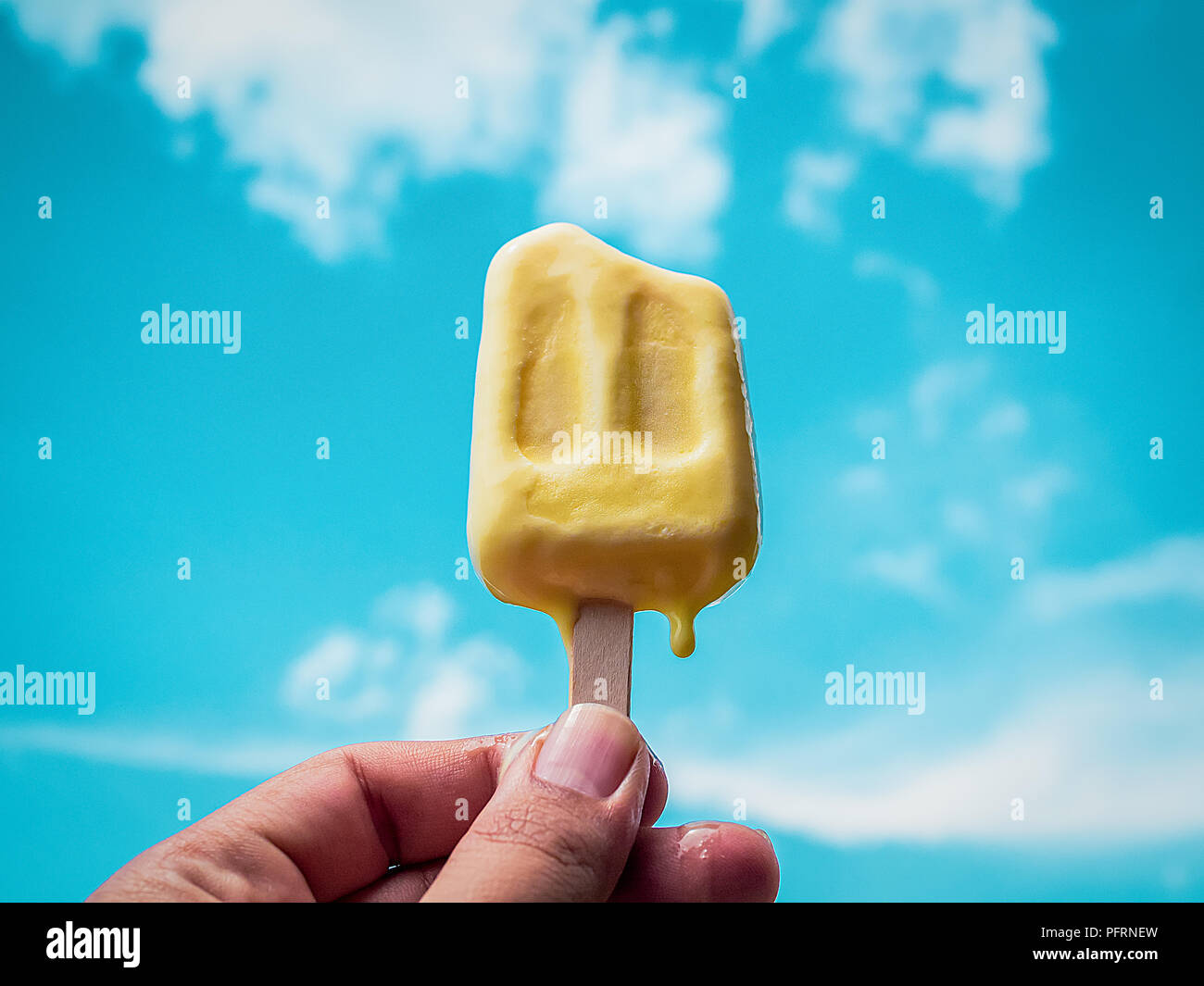 Melting ice lolly eating hi-res stock photography and images - Alamy