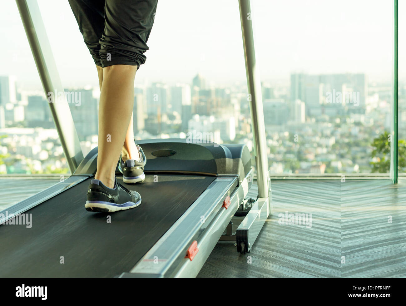 Working up a sweat hi-res stock photography and images - Alamy