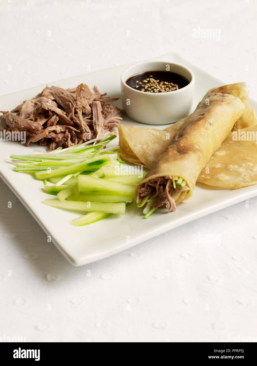 Peking duck pancakes Stock Photo - Alamy