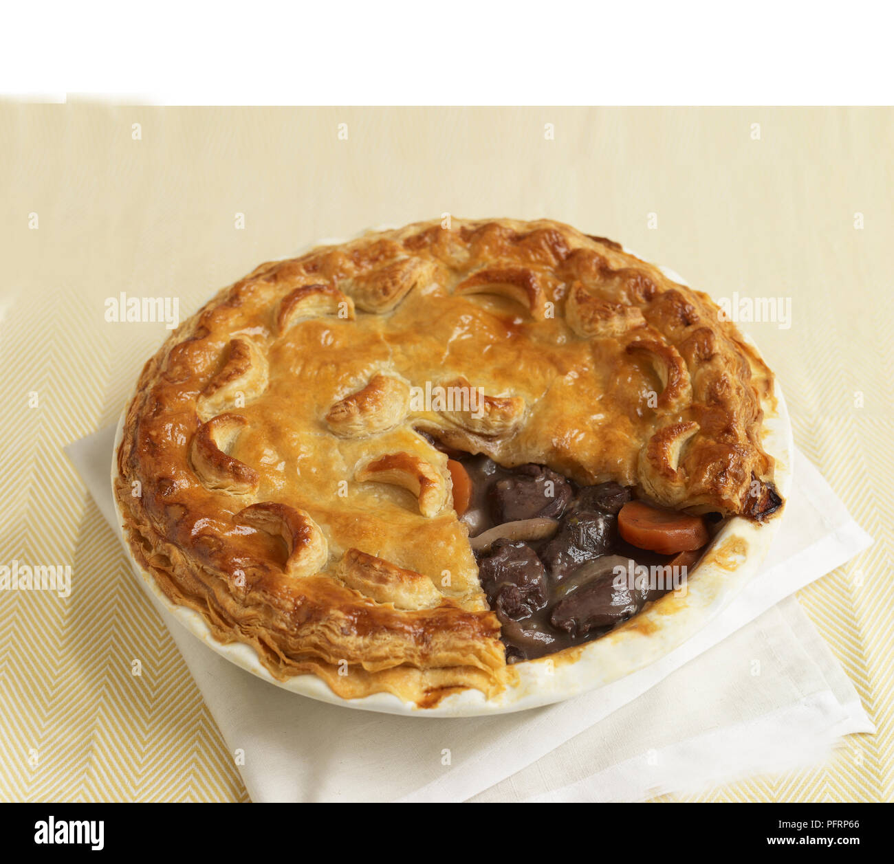 British game pie hi-res stock photography and images - Alamy
