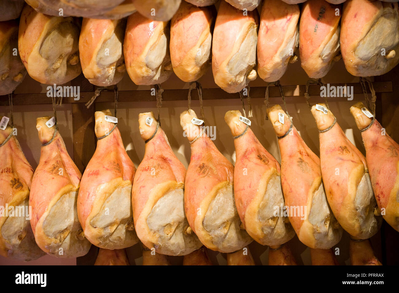 Prosciutto di parma italy hi-res stock photography and images - Alamy