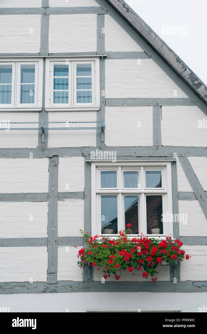 German house with geraniums hi-res stock photography and images - Alamy