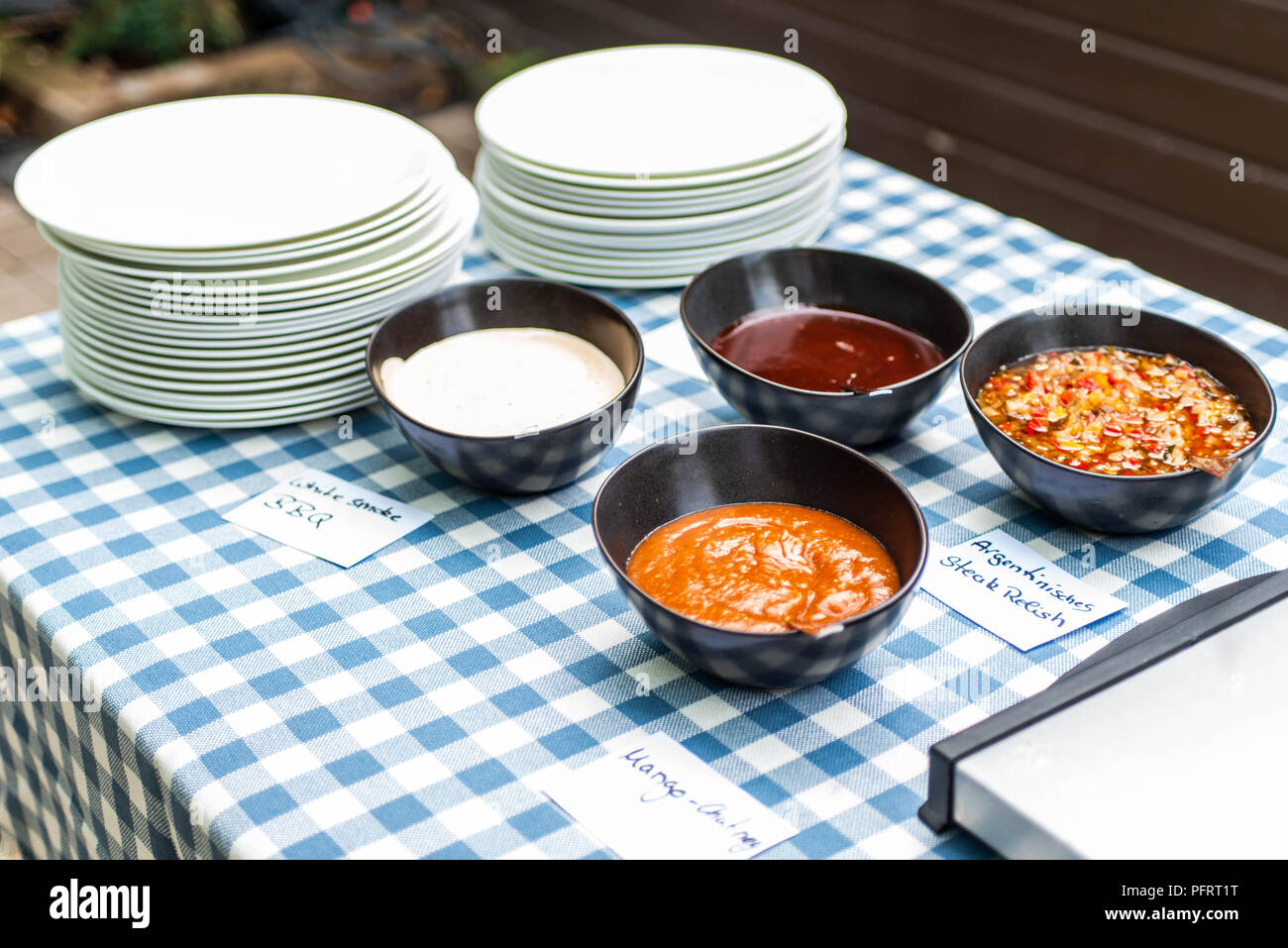 Various dip sauces hi-res stock photography and images - Alamy