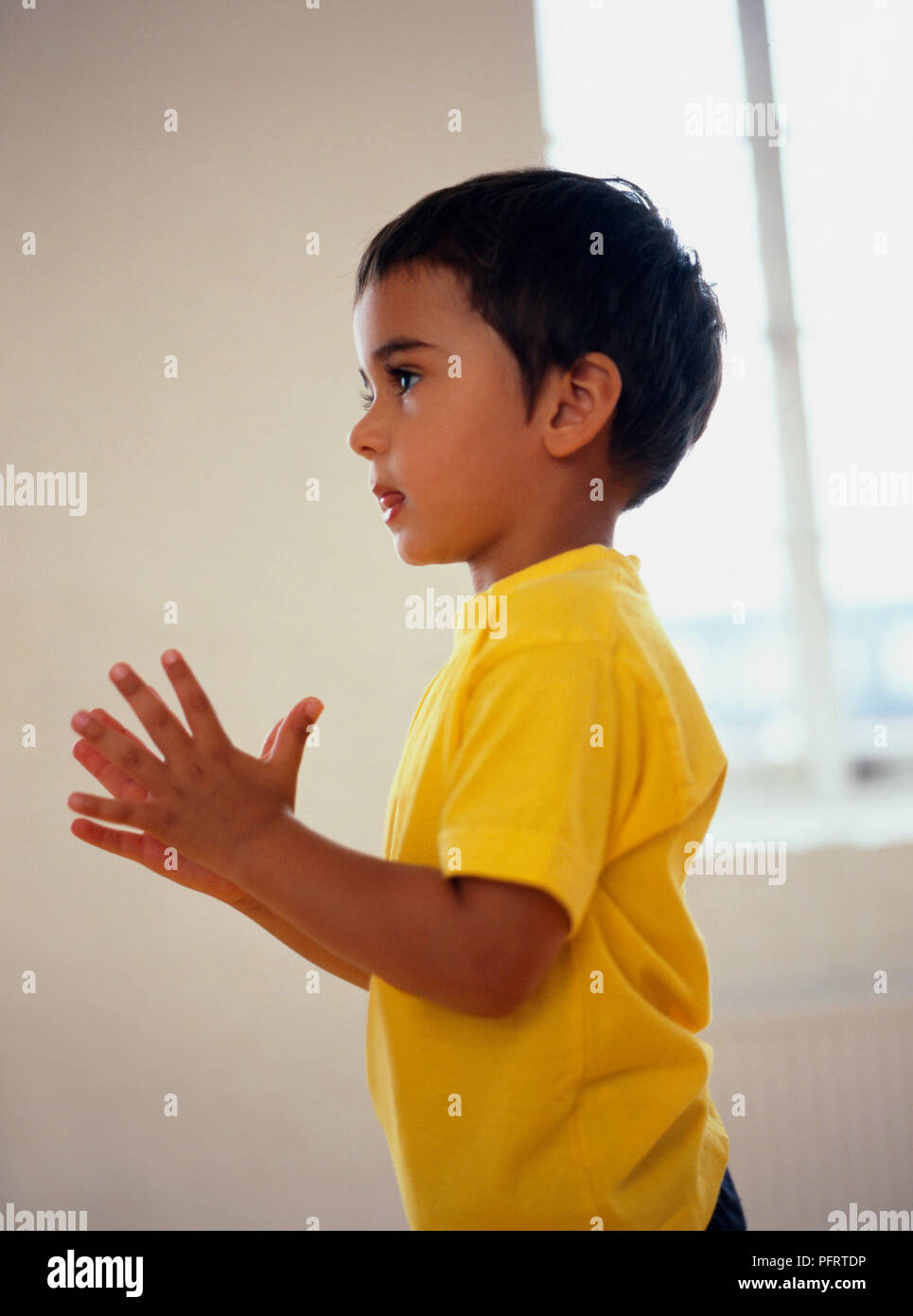 Clapping hands arms hi-res stock photography and images - Alamy