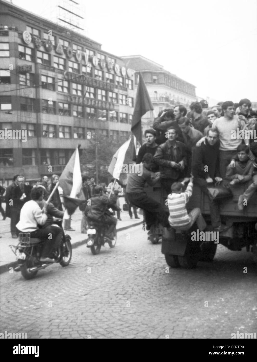 Soviet invasion of czechoslovakia 1968 Black and White Stock Photos ...