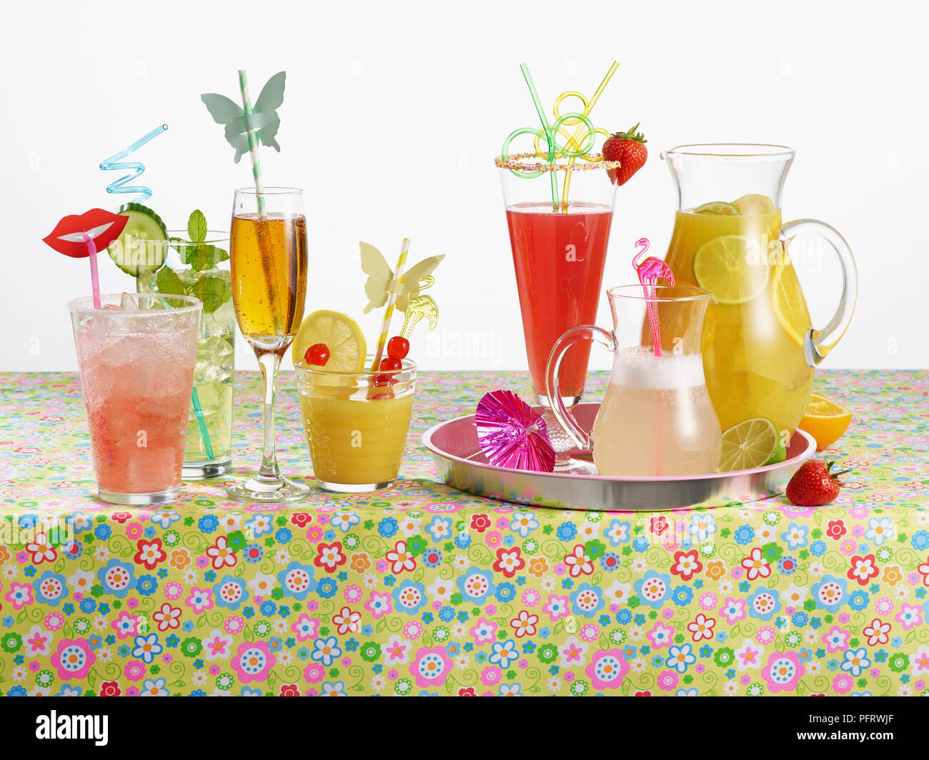 Berry mocktail hi-res stock photography and images - Alamy