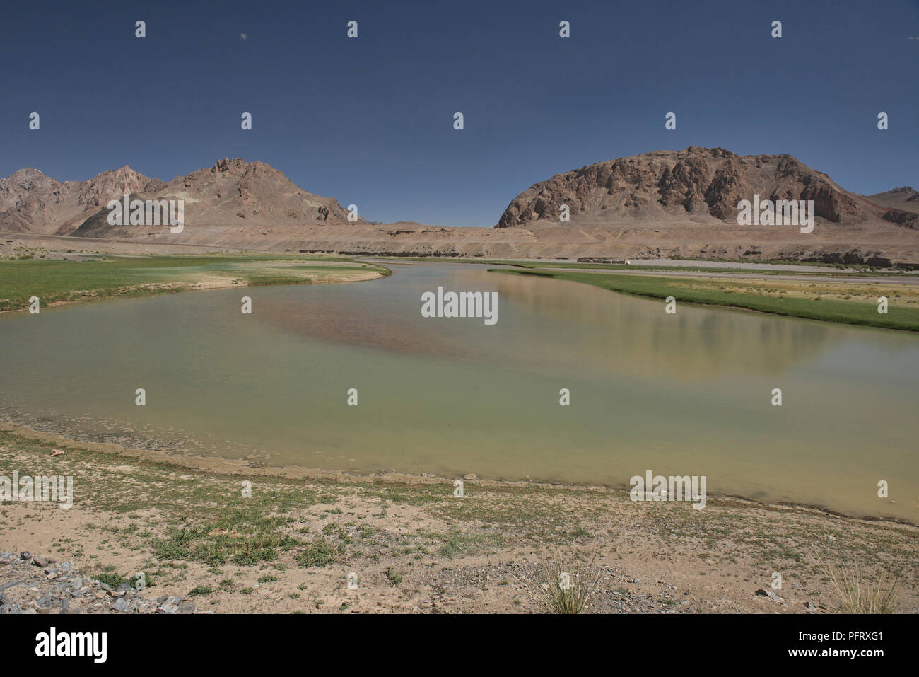 Scenery along the Murghab River in the Madiyan Valley, Murghab ...