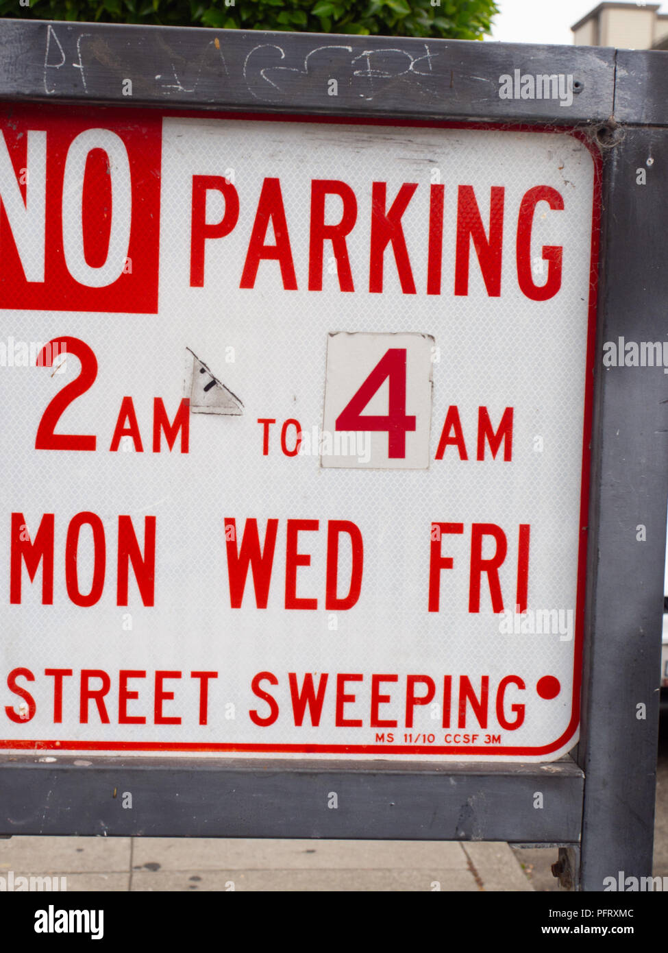 No Parking Street Sign Stock Photo - Alamy