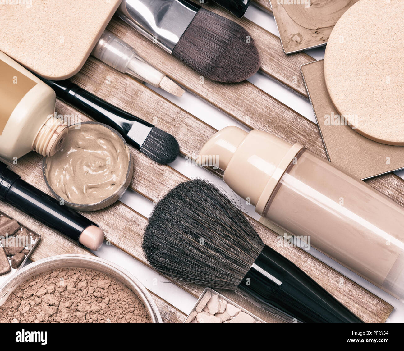 Makeup foundation products and accessories. Corrective make-up set ...
