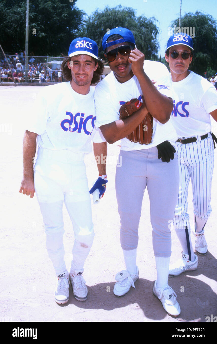 LOS ANGELES, CA - JULY 26: (L-R) Actor Peter Love, singer Young MC and ...
