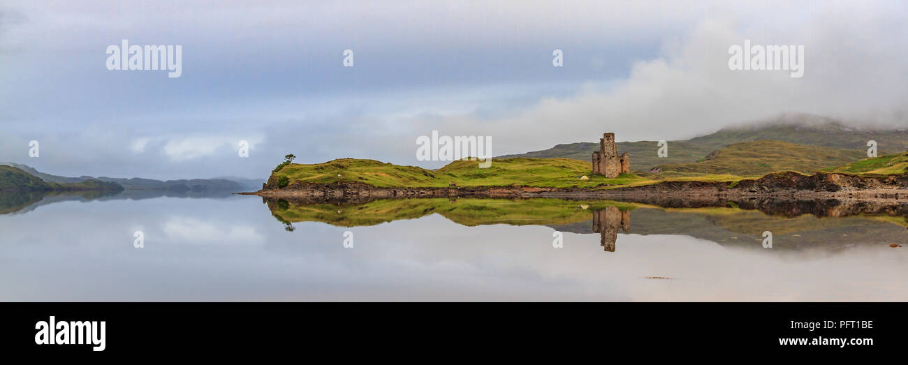 Ardvreck Castle and Loch Assynt, Lairg, Scotland Stock Photo - Alamy