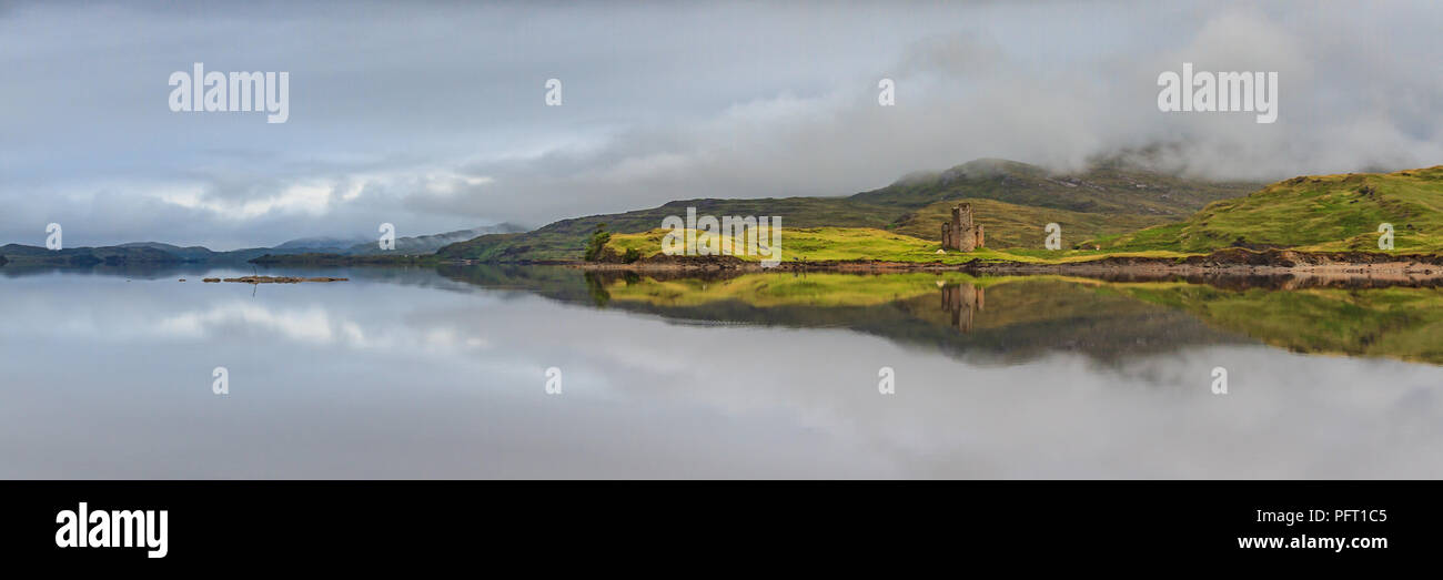 Ardvreck Castle and Loch Assynt, Lairg, Scotland Stock Photo - Alamy