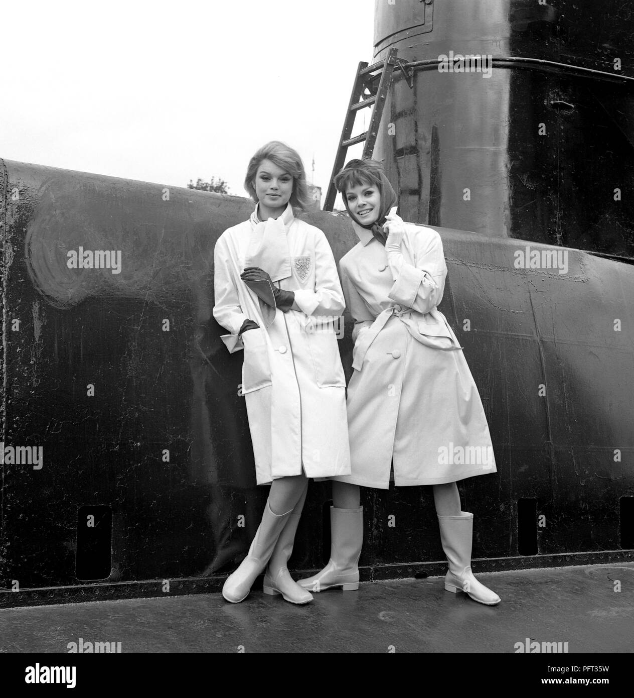 Fashion fashion models sixties hi-res stock photography and images - Alamy