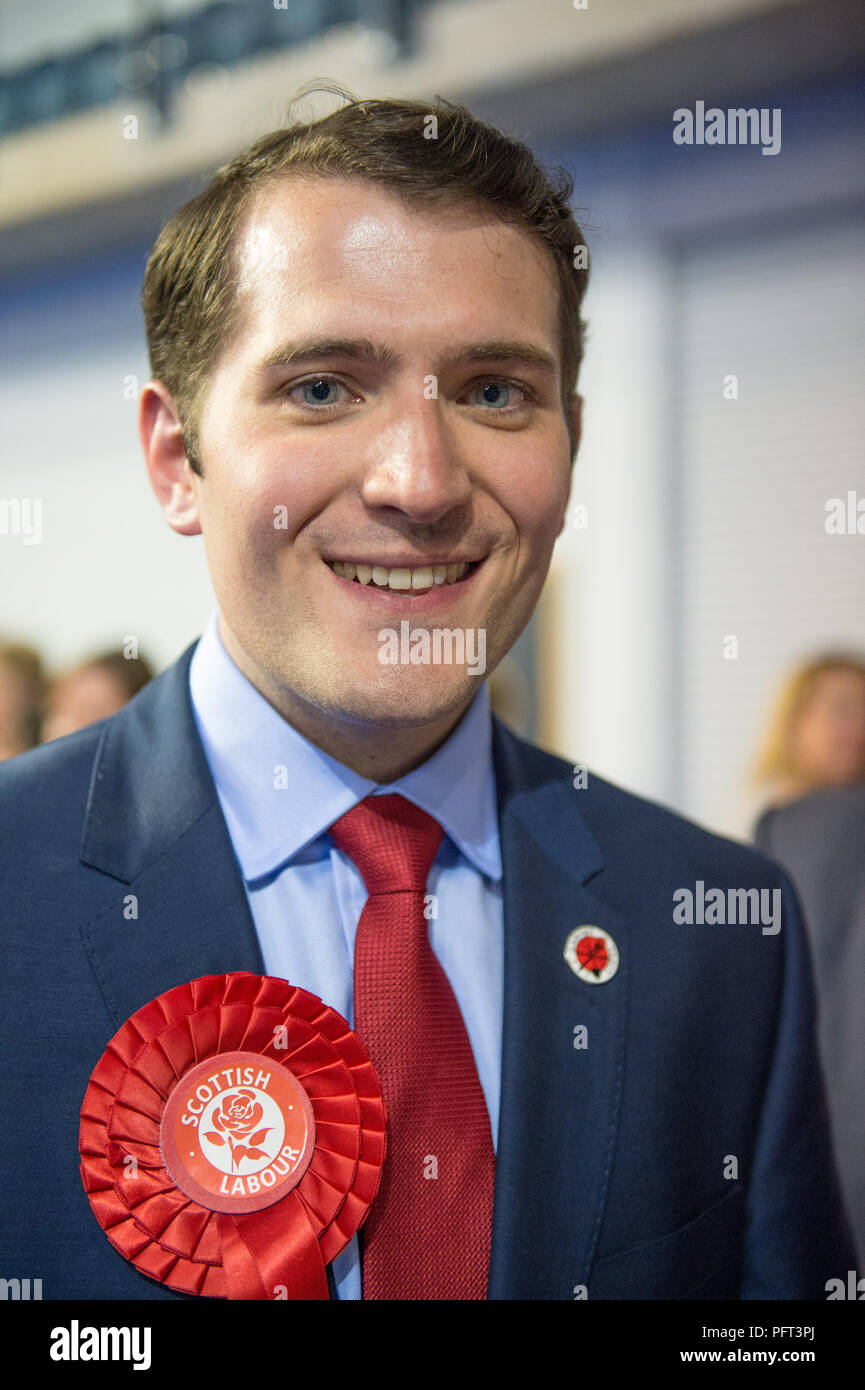 Mp constituency office uk hi-res stock photography and images - Alamy