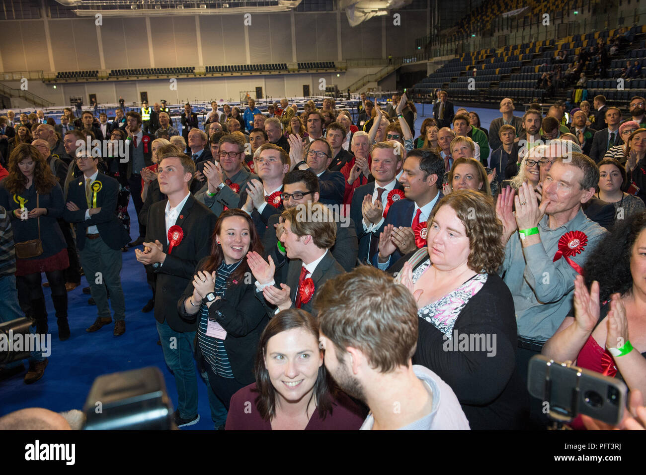Labour supporters celeb hi-res stock photography and images - Alamy