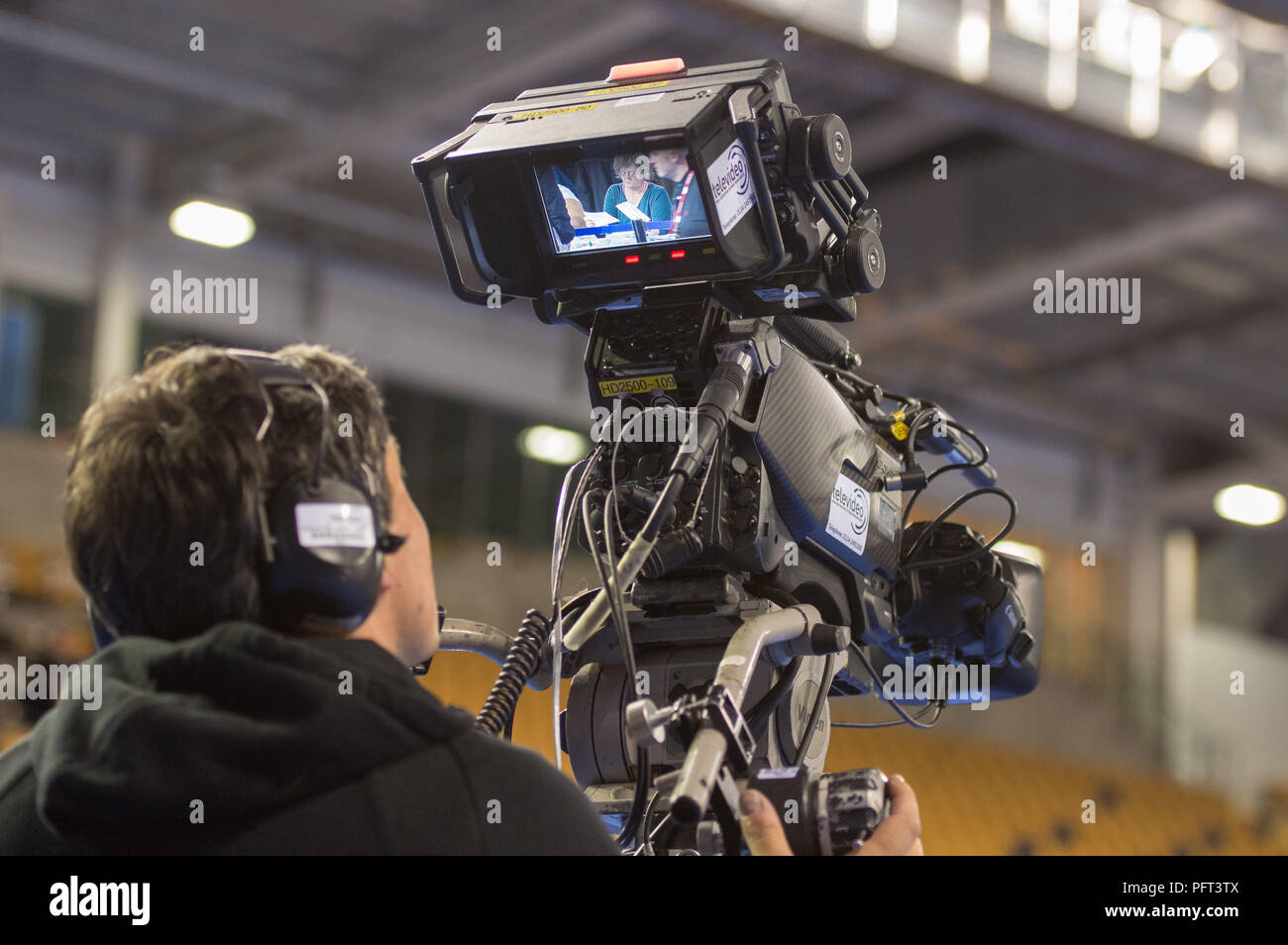 Bbc camera and stadium hi-res stock photography and images - Alamy