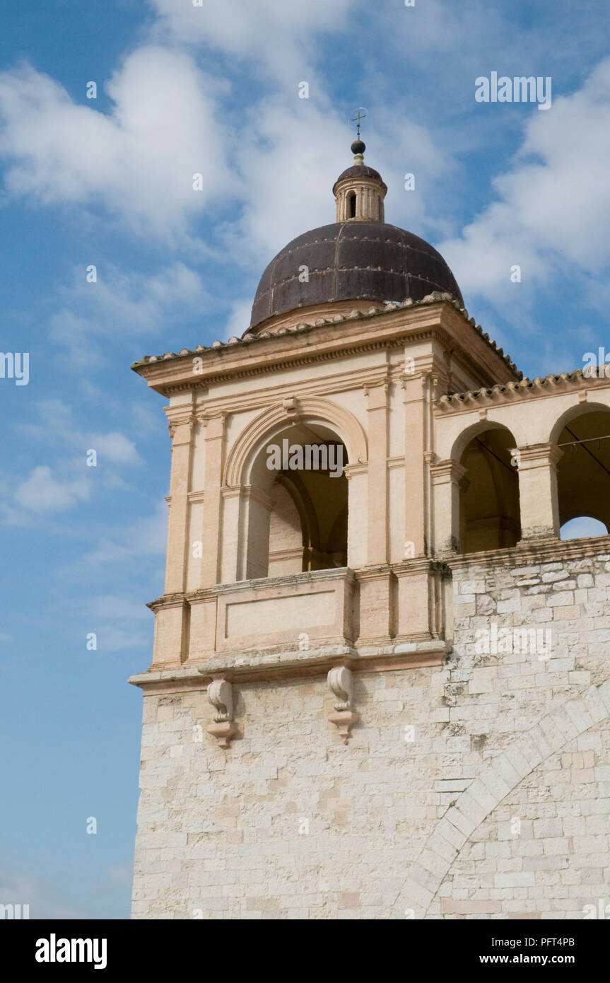 Corner dome hi-res stock photography and images - Alamy