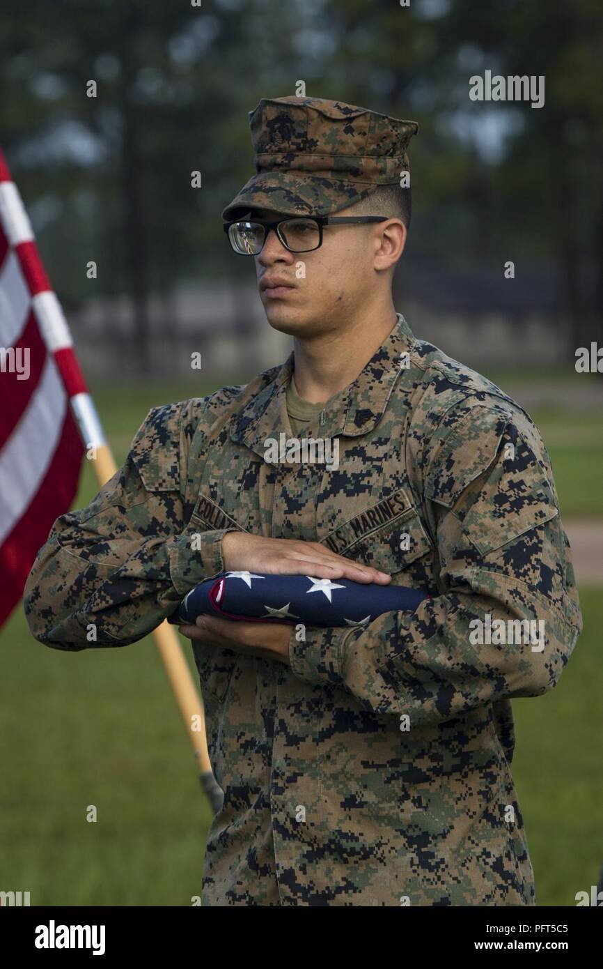 Tri fold flag hi-res stock photography and images - Alamy
