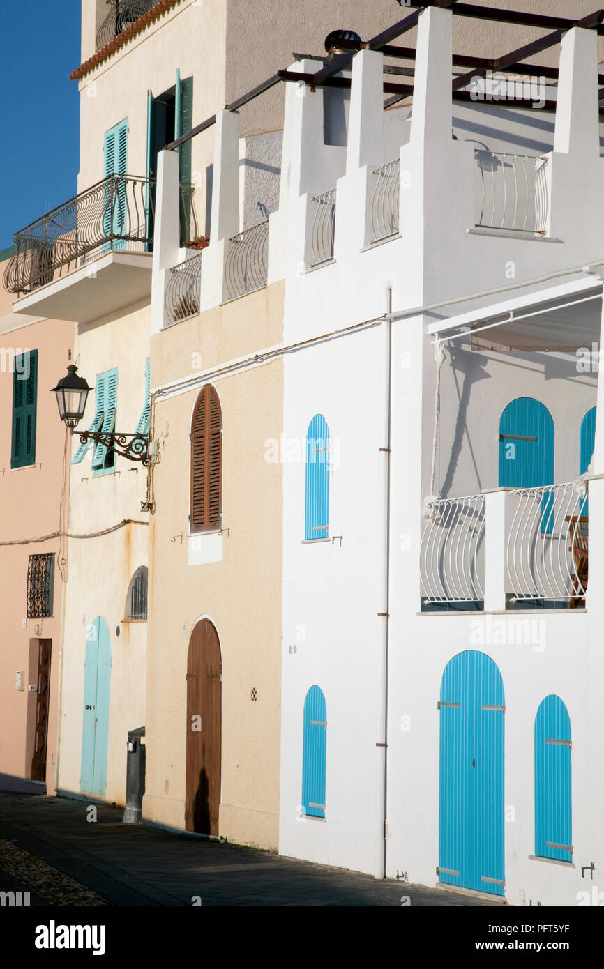 Italy, Sardinia, Alghero, architecture in the Centro Storico (old town ...