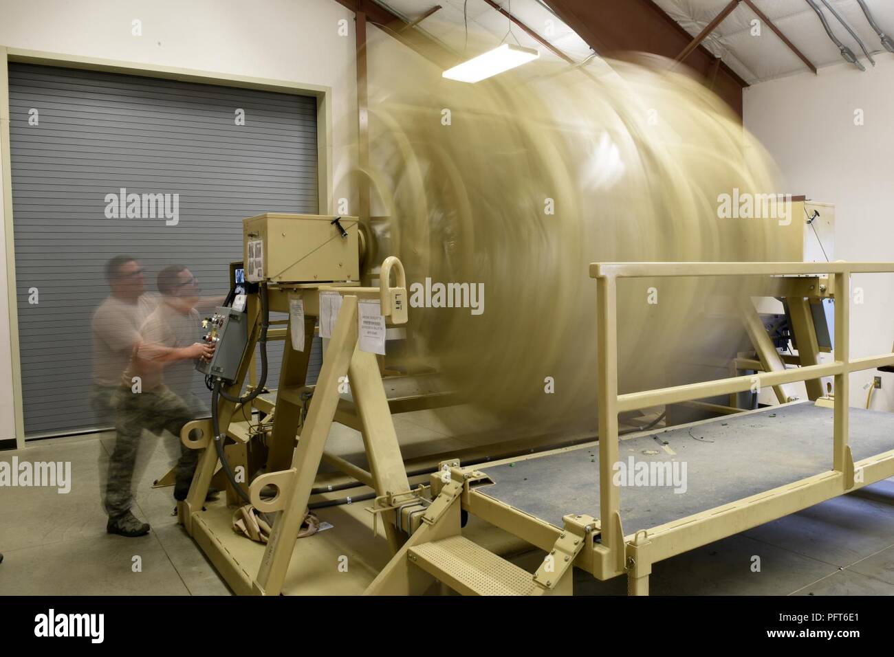 Humvee egress assistance trainer hi-res stock photography and images ...