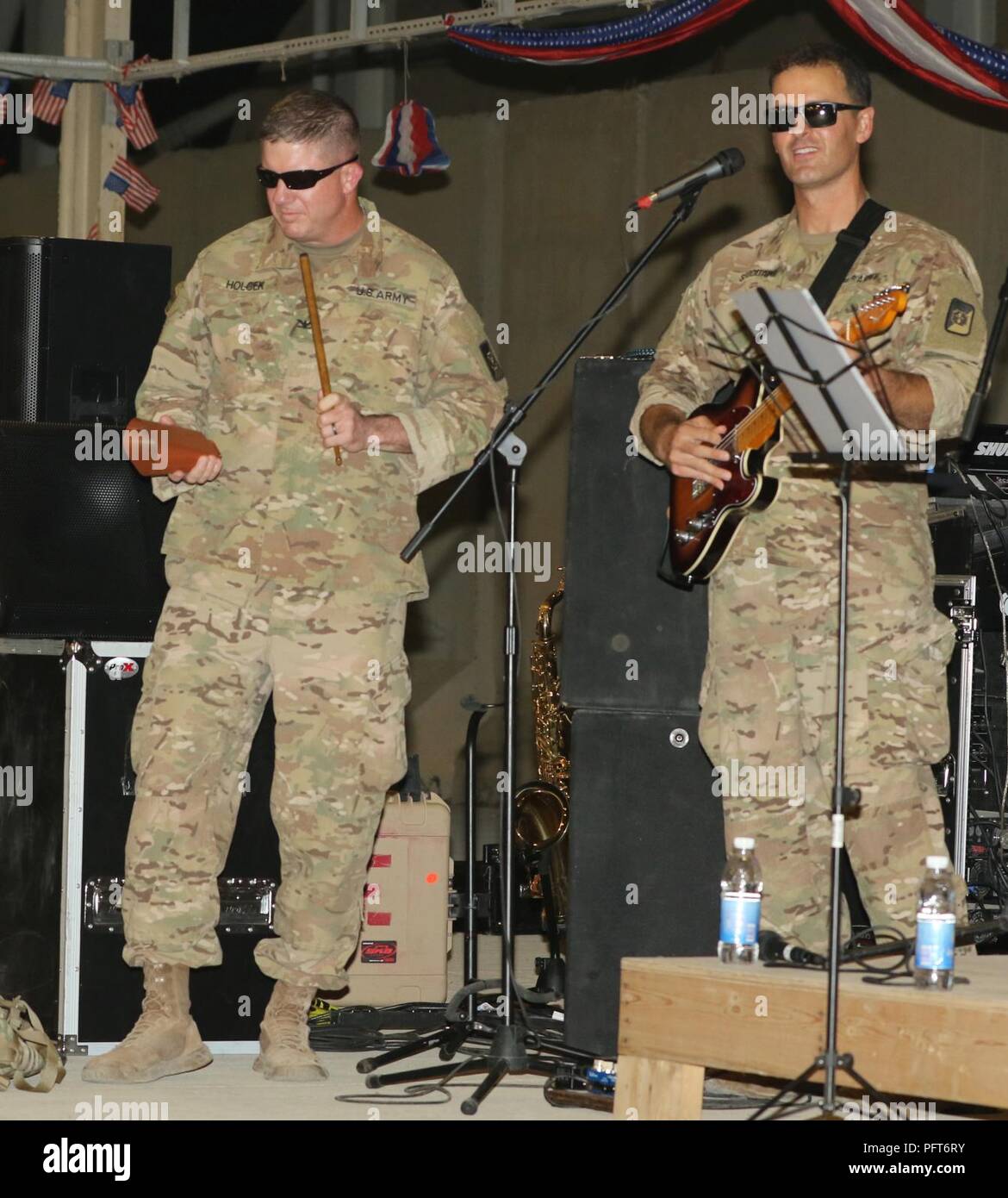 Eight army rock band hi-res stock photography and images - Alamy