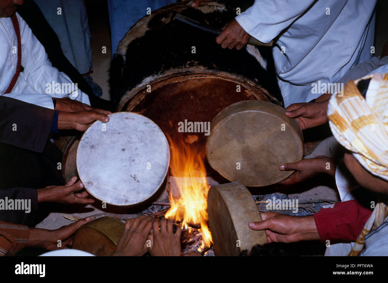 Camp Fire Night Men High Resolution Stock Photography and Images - Alamy