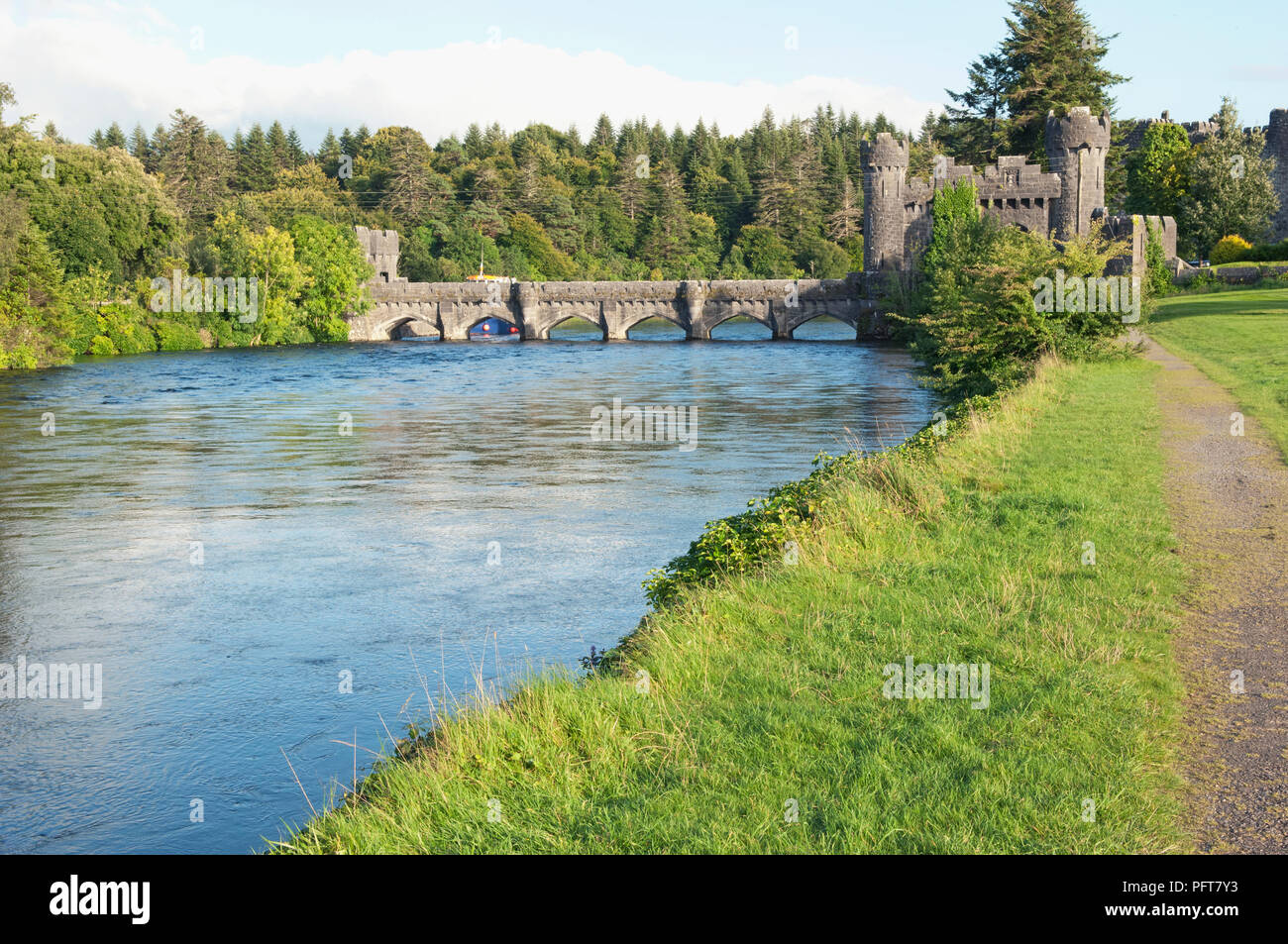 Ireland, Connemara, Cong, River Cong and bridge to Ashford Castle Stock ...