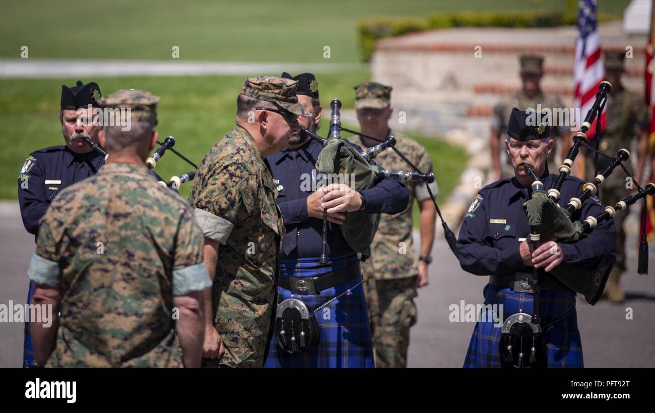 U.S. Marine Corps Chief Warrant Officer 5 Vincent Kyzer, the 1st Marine ...