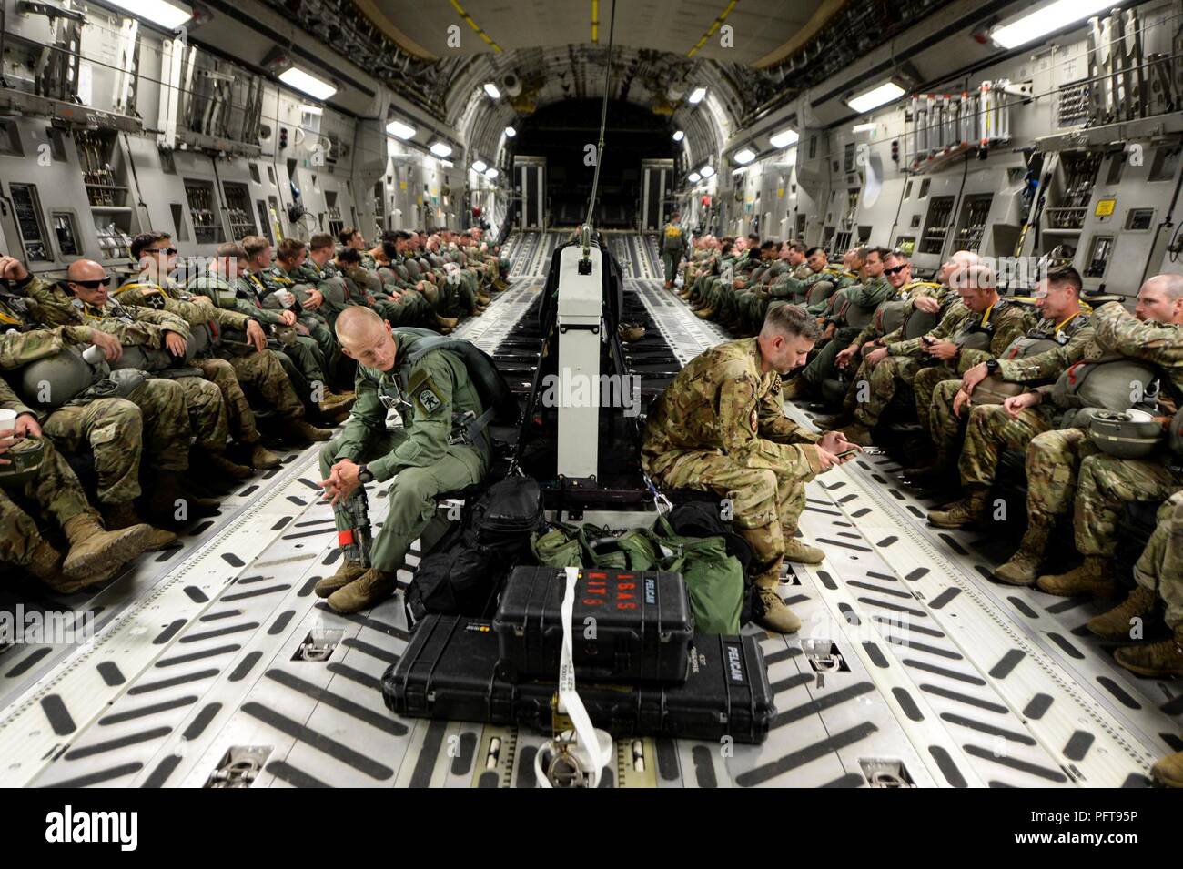 U.S. Army paratroops with the 509th Infantry Regiment, Fort Polk ...