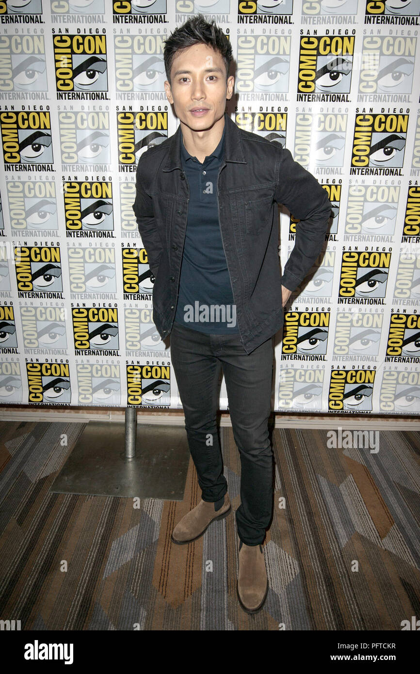 Manny jacinto good place hi-res stock photography and images - Alamy