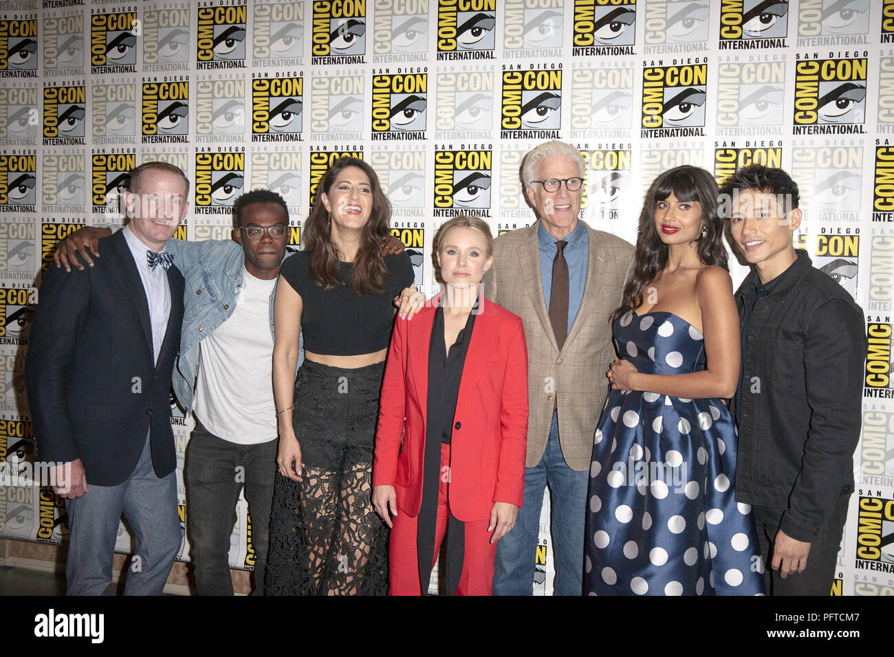 2018 San Diego Comic Con - The Good Place - Photocall Featuring ...