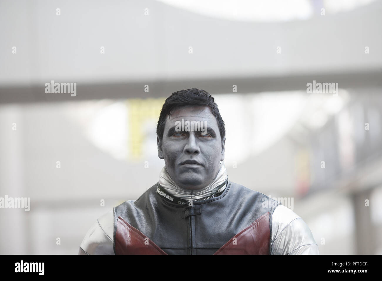 2018 San Diego Comic Con - Cosplay - Cosplayers Featuring: Colossus ...