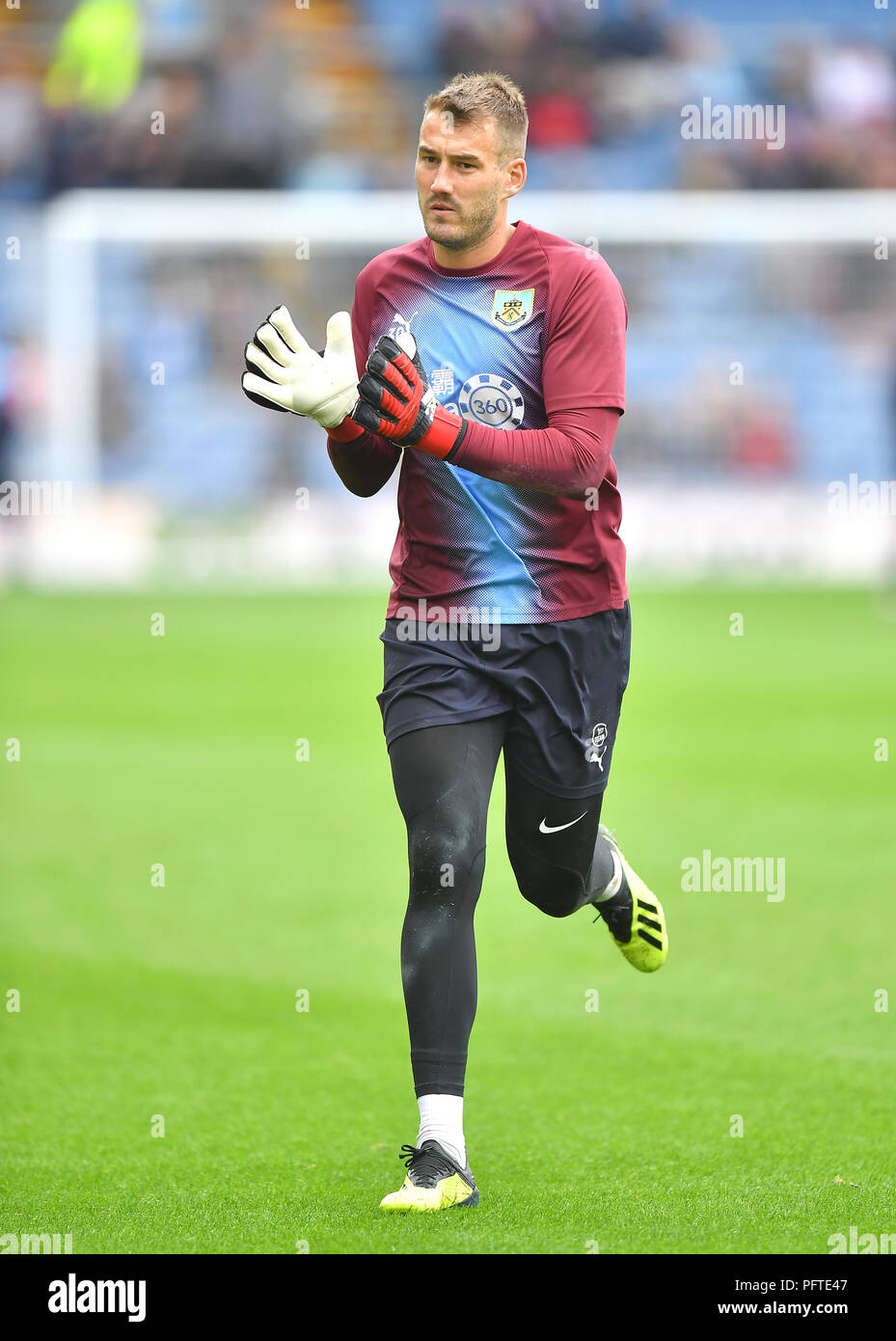 Burnley goalkeeper Adam Legzdins Stock Photo - Alamy