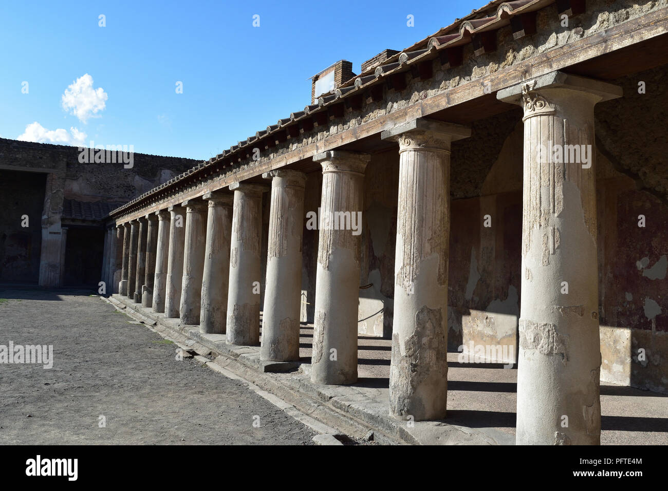 House of the vettii hi-res stock photography and images - Alamy
