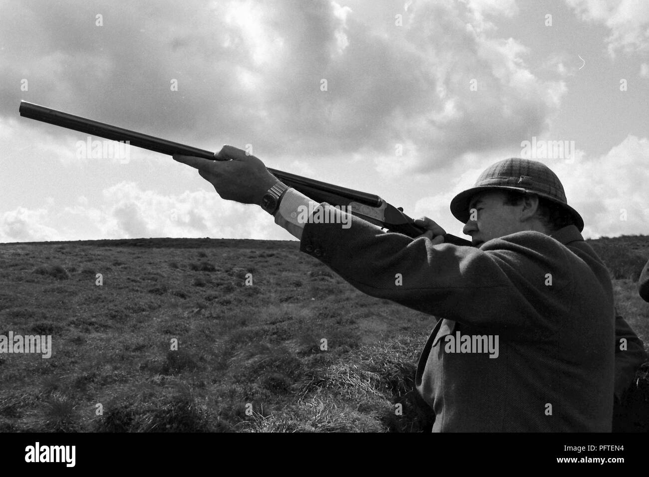 Grouse shooting Ilkley Moor/Yorkshire scenes Stock Photo - Alamy