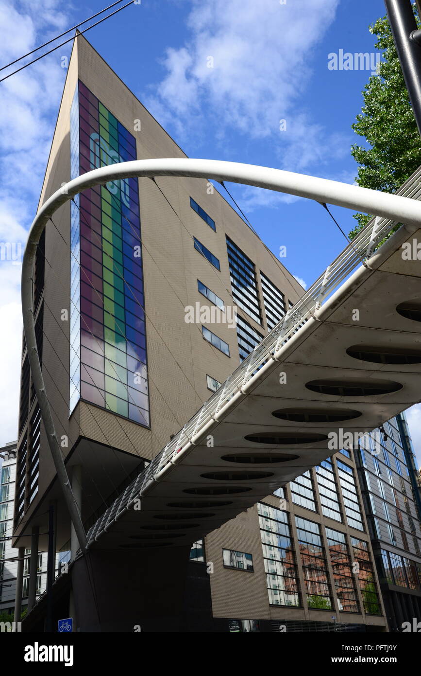 Footbridge over london road hi-res stock photography and images - Alamy