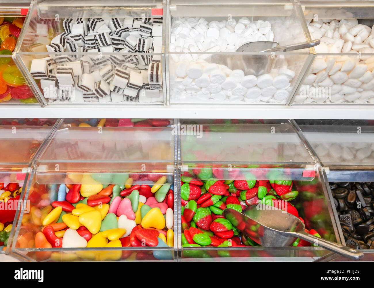 Kids sweets hi-res stock photography and images - Alamy