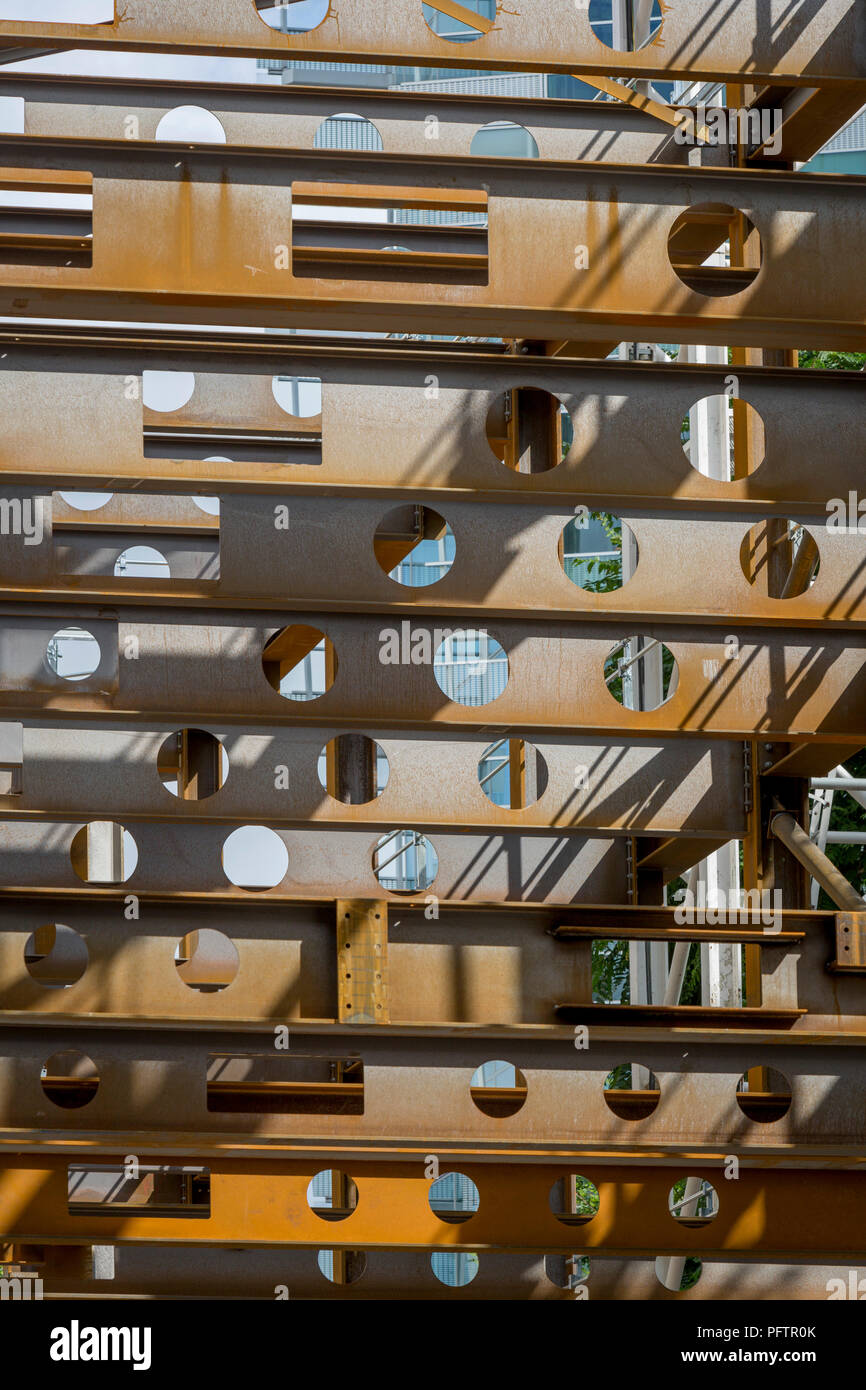 Lightweight long-span cellular beams Crown Place, a new office ...