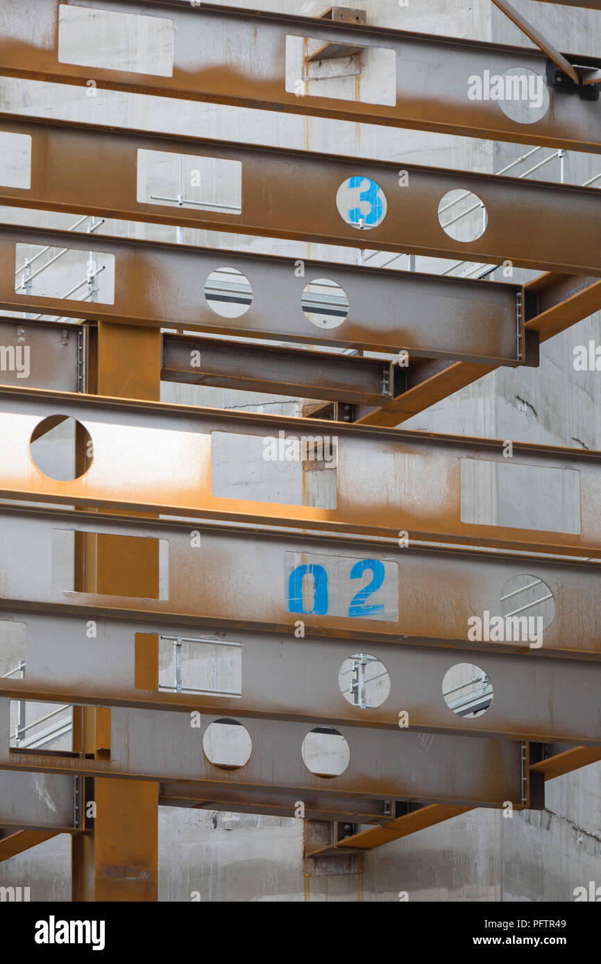 Lightweight long-span cellular beams Crown Place, a new office ...