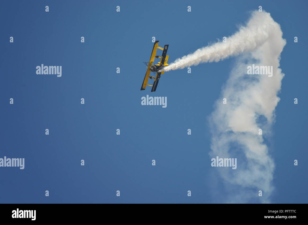 Four flights formation hi-res stock photography and images - Alamy