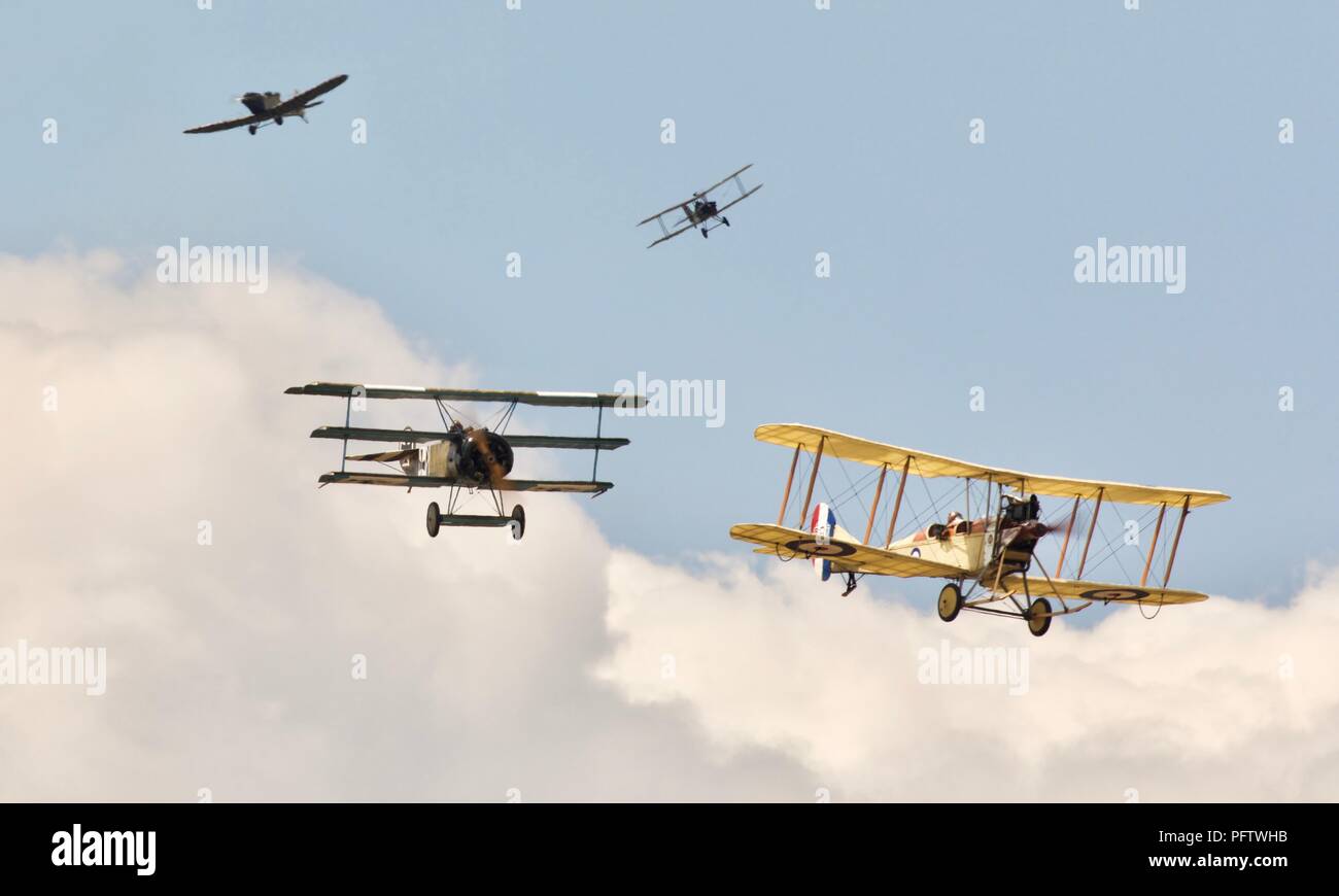 Dogfight world war 1 hi-res stock photography and images - Alamy
