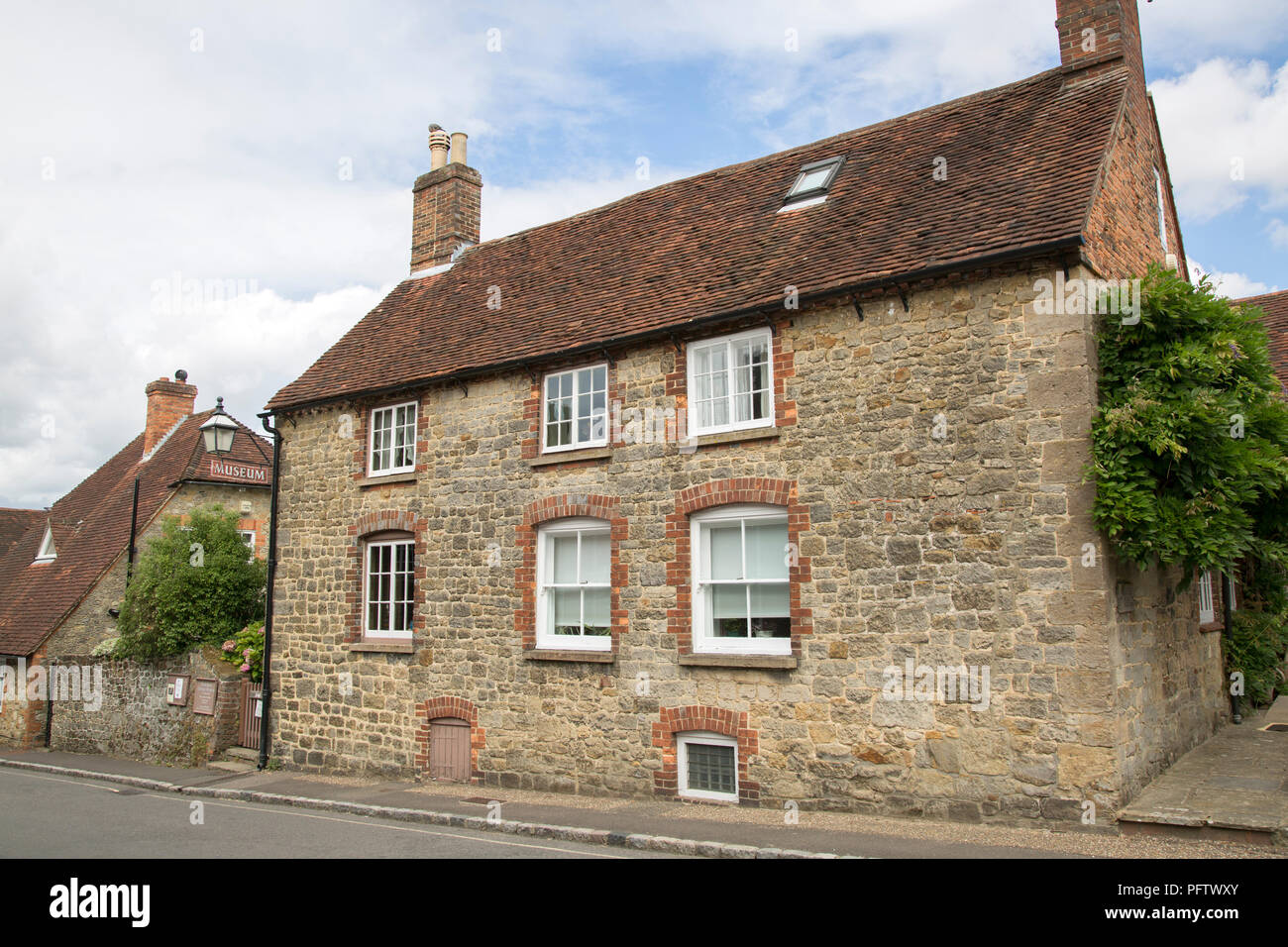 Petworth cottage museum hi-res stock photography and images - Alamy