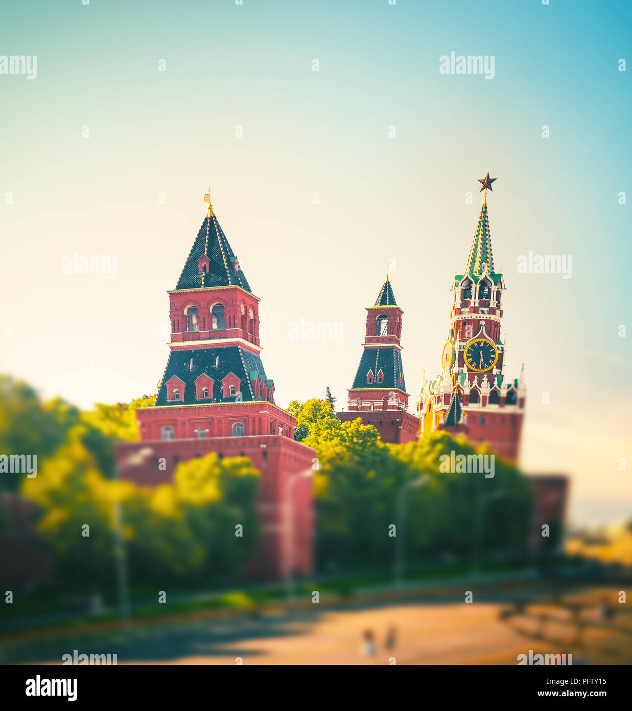 Towers of Moscow Kremlin; tilt-shift Stock Photo - Alamy